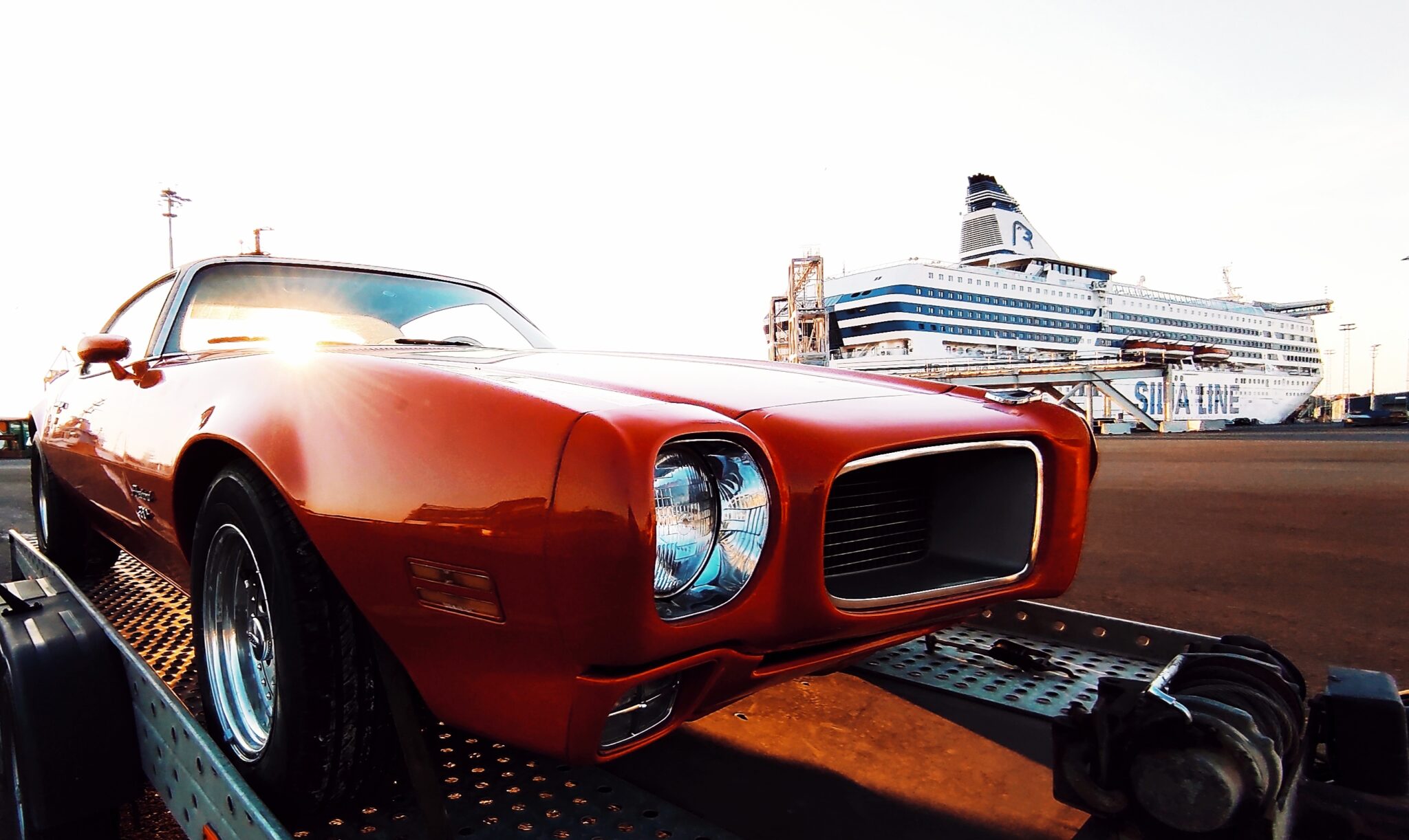 Auto Ruotsista edullisesti ja nopealla aikataululla.